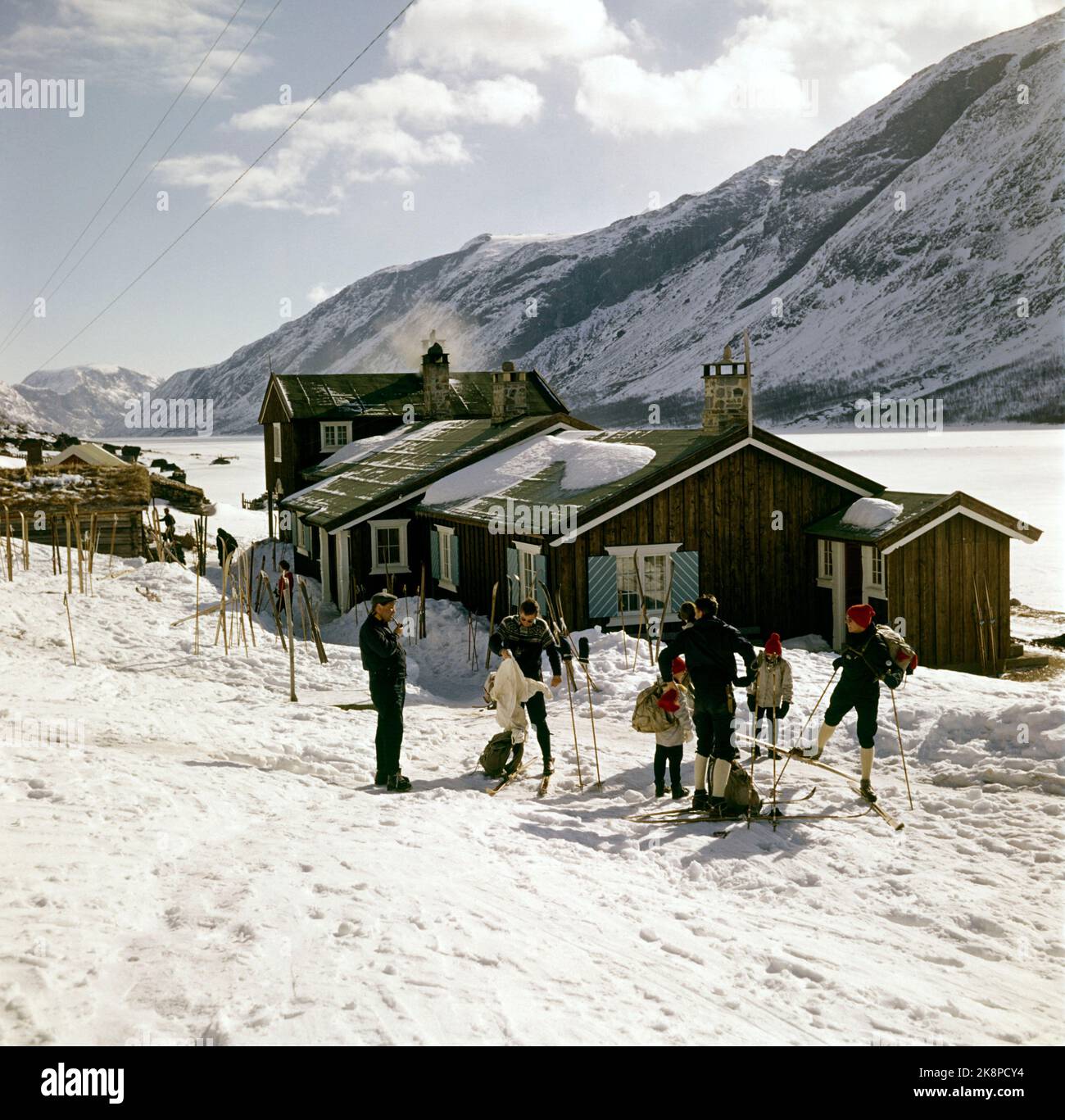 Jotunheimen Easter 1963 Easter tourists get ready for skiing from ...