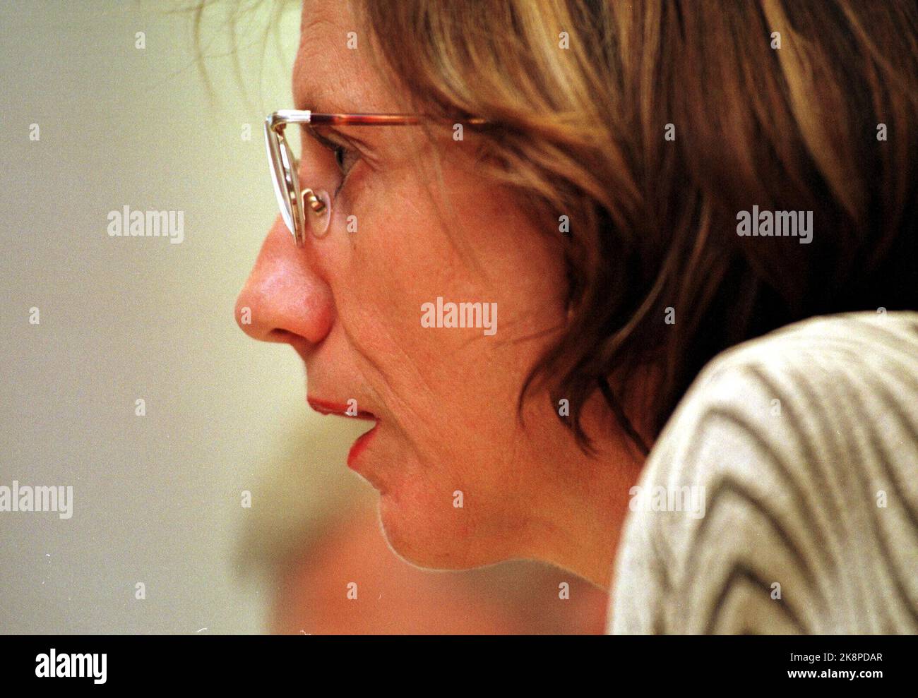 Which she presented hi-res stock photography and images - Alamy