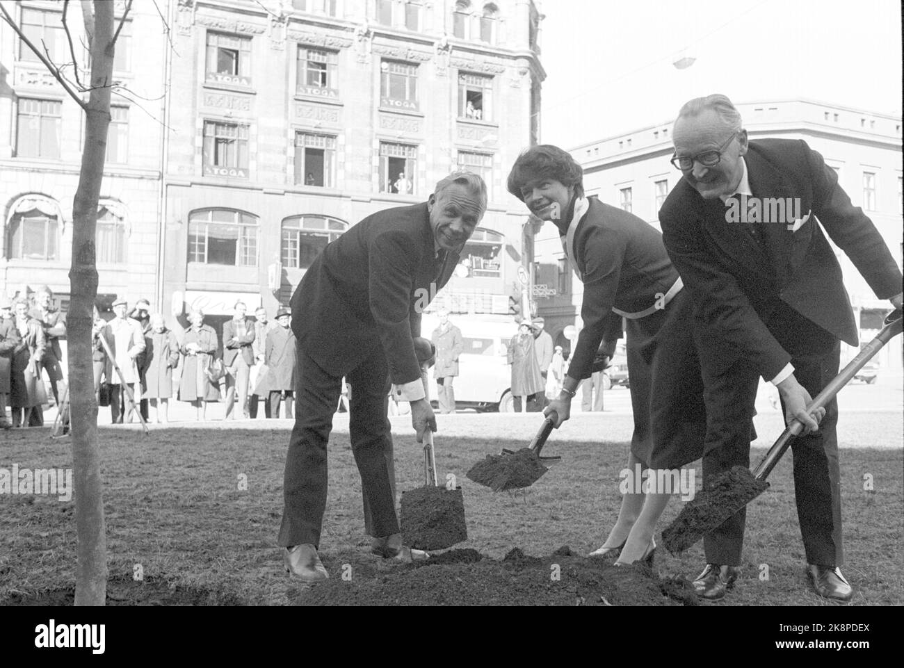 Leif aune hi-res stock photography and images - Alamy