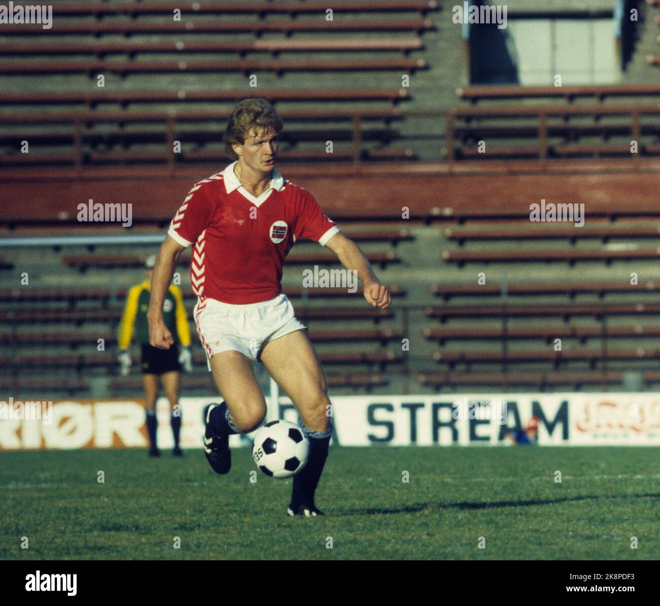 Oslo 19830817 footballer kai herlovsen in national team suit photo hi ...