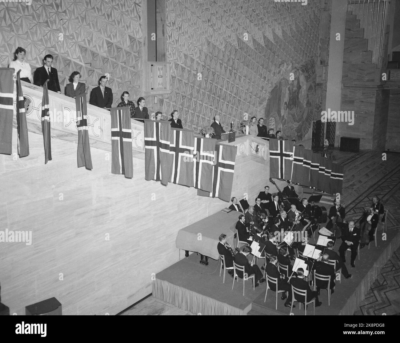Oslo 19520320. Memorial meeting in the town hall in connection with ...