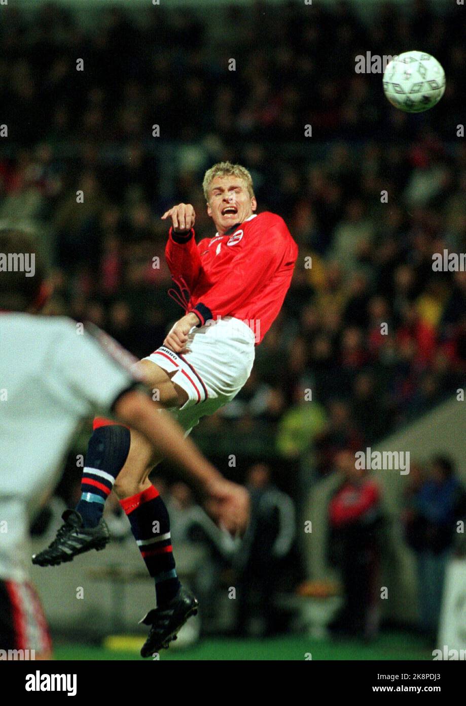 Orn e borgen ntb soccer action hi-res stock photography and images - Alamy