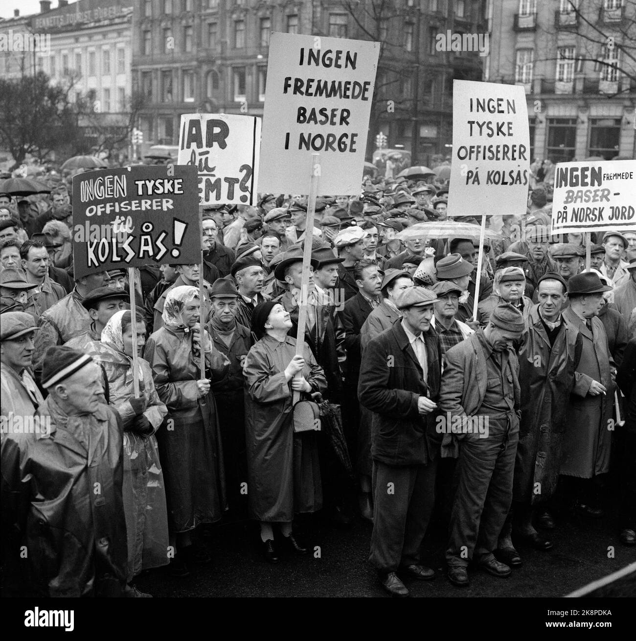 Jan nordby ntb demonstrations posters hi-res stock photography and ... Jan nordby ntb demonstrations posters hi-res stock photography and ...
