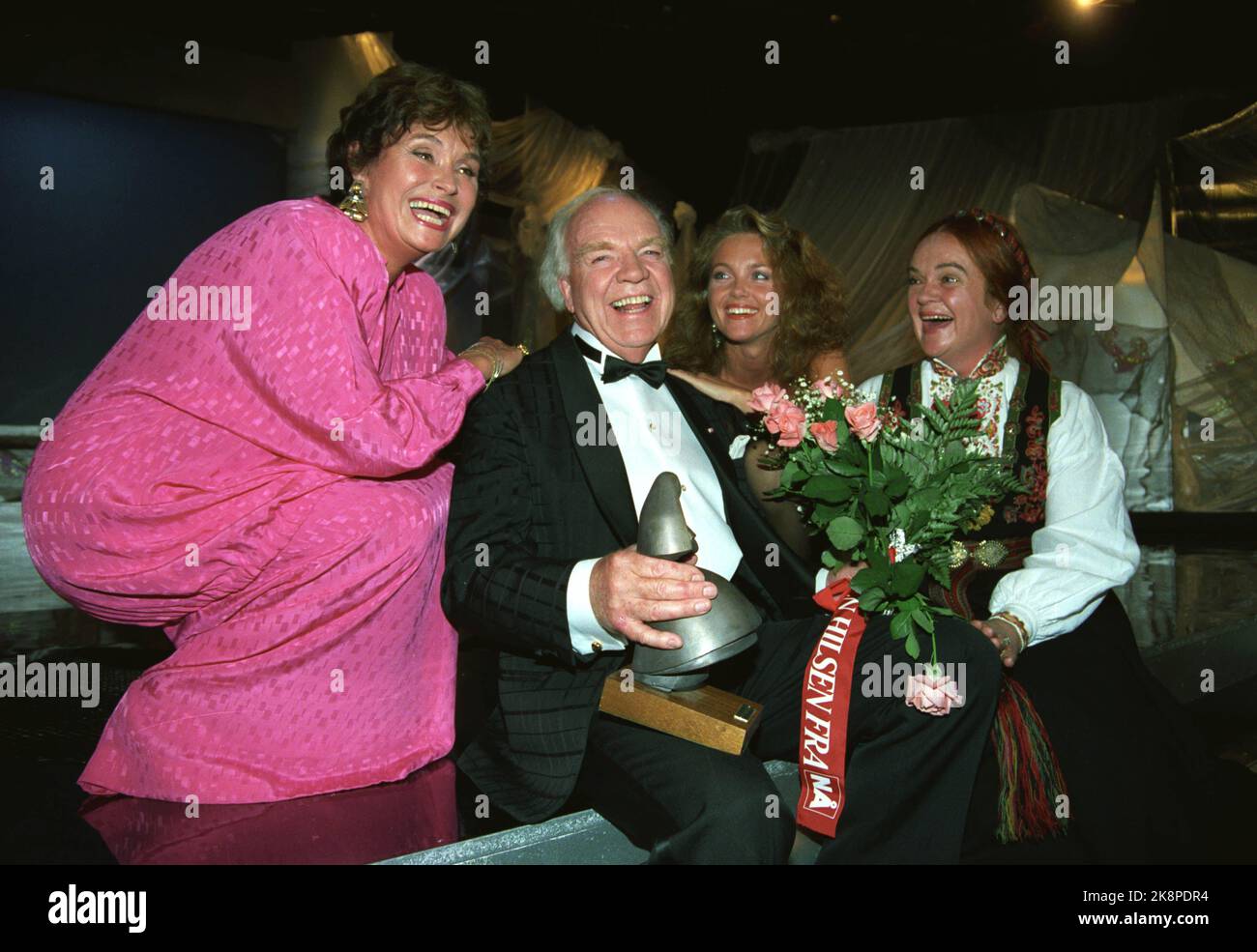 19900826 hi-res stock photography and images - Alamy