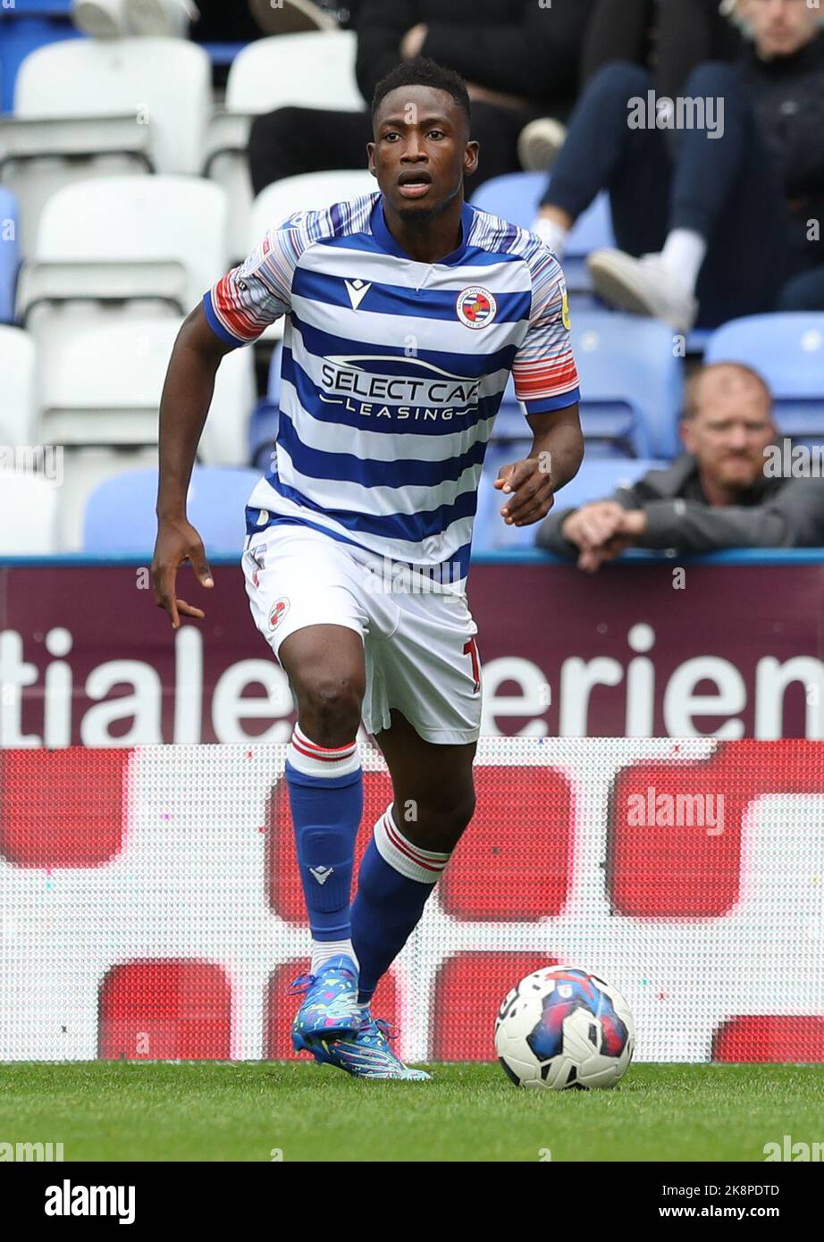 Rahman baba reading hi-res stock photography and images - Alamy