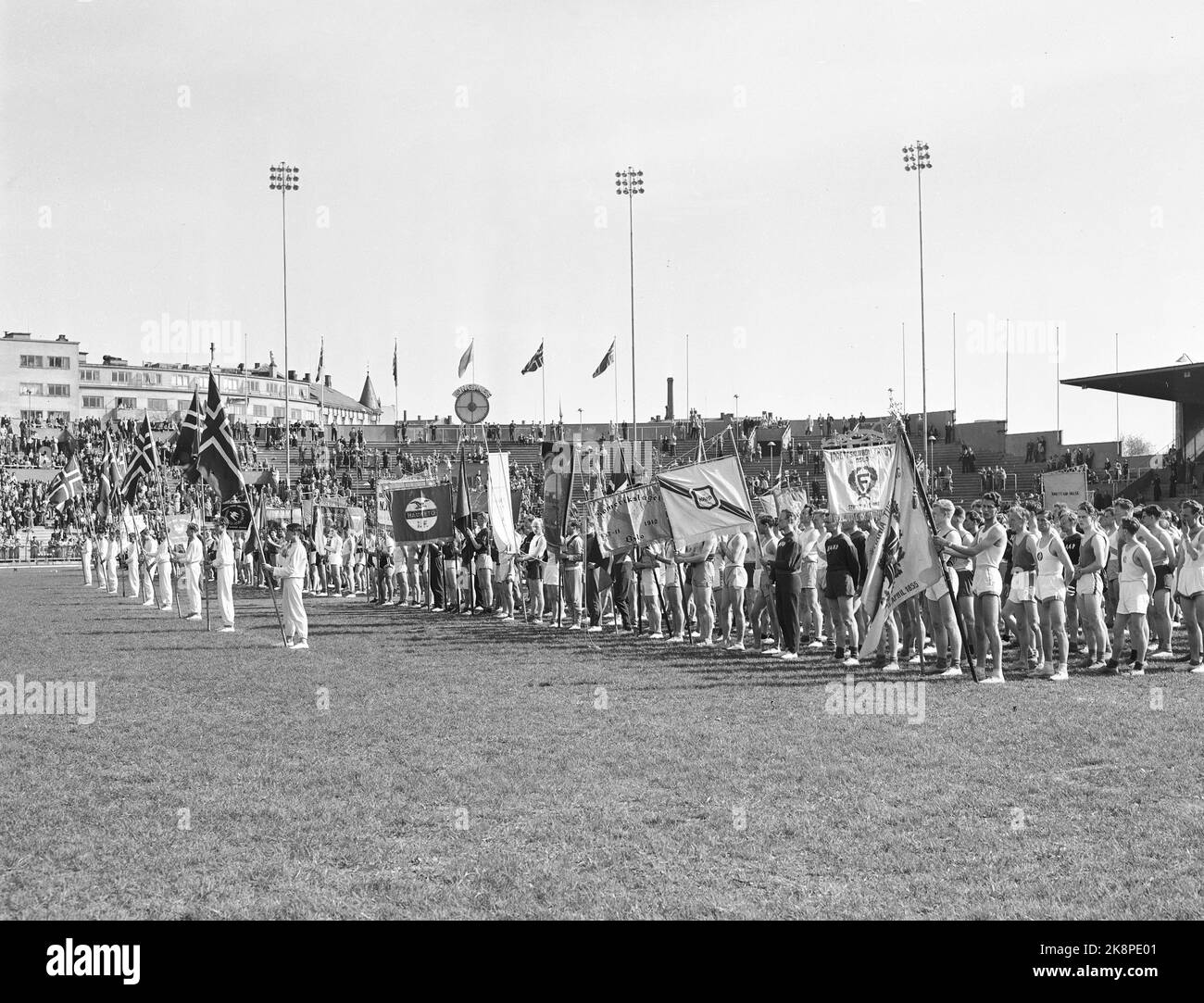 19520511 hi-res stock photography and images - Alamy