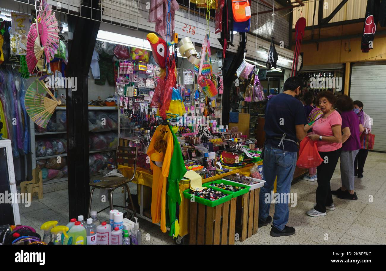 Mercado mexican crafts hi-res stock photography and images - Alamy