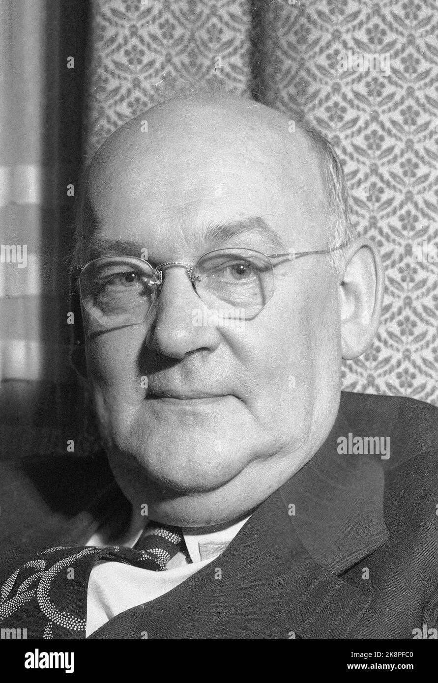 19491108 carl soyland 1894 1978 norwegian pressman hi-res stock ...