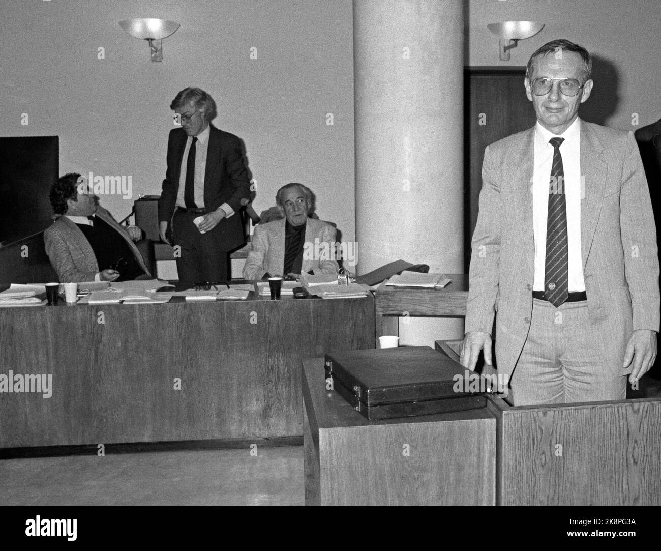 Oslo 19860120. Treholt case. The admission of Arne Treholt at the ...