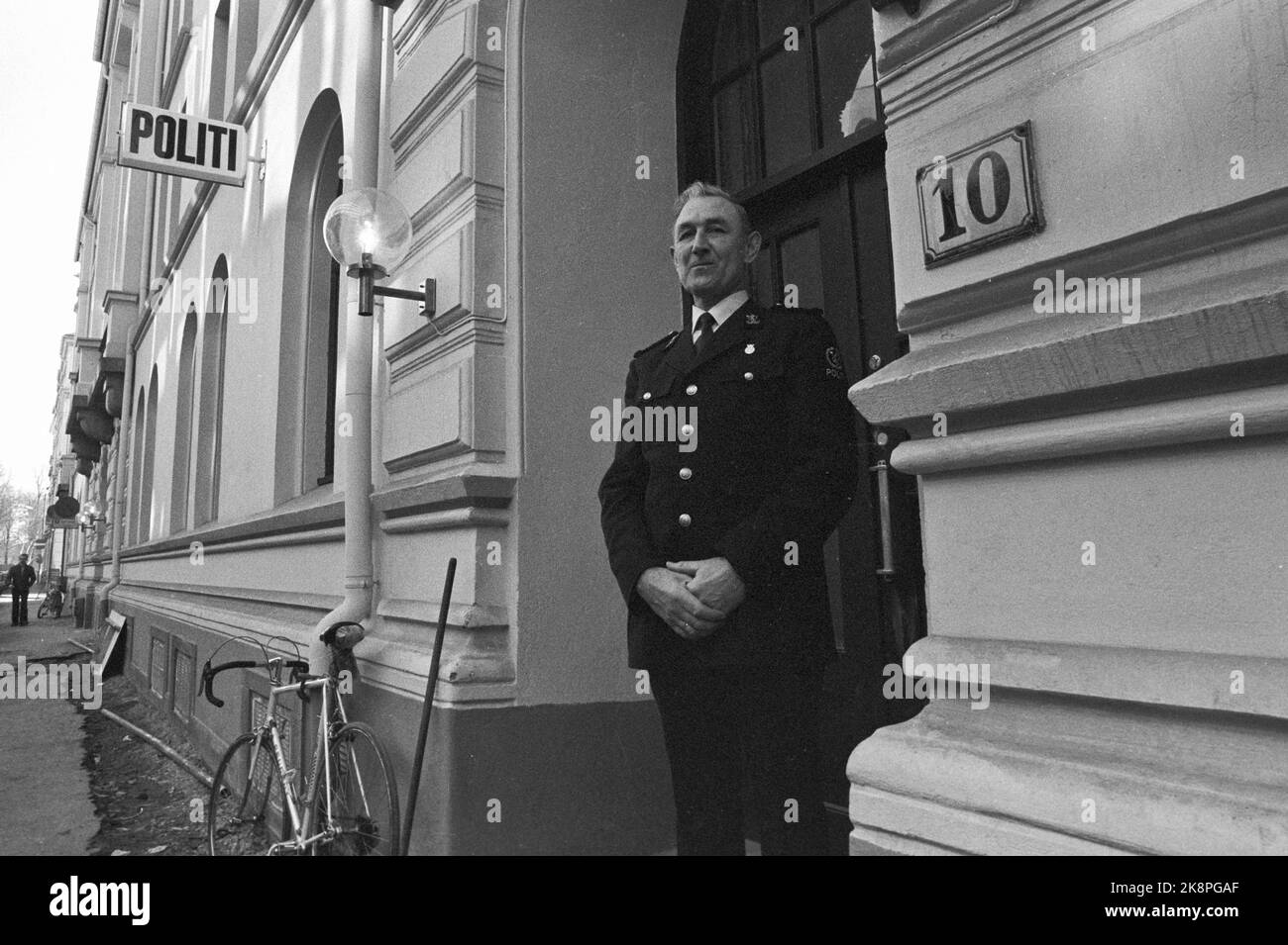 Ntb police stations exterior police hi-res stock photography and images ...