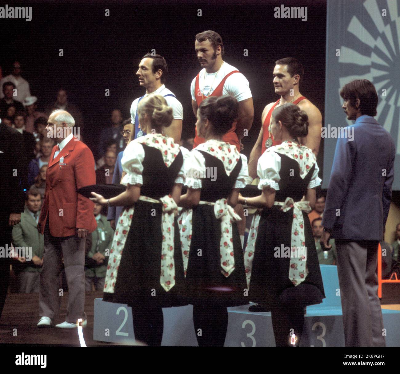 Munich, Germany 1972. Summer Olympics 1972. Weight lifts Leif Leif ...