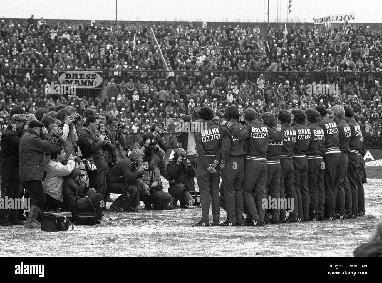 Oslo 19761024 Football, NM, cup final Fire Sogndal 2-1, Ullevaal ...