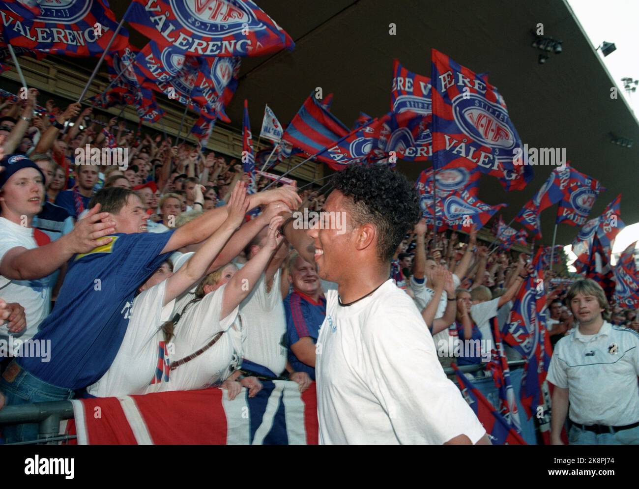 1997 footballer john carew photo hi-res stock photography and images ...