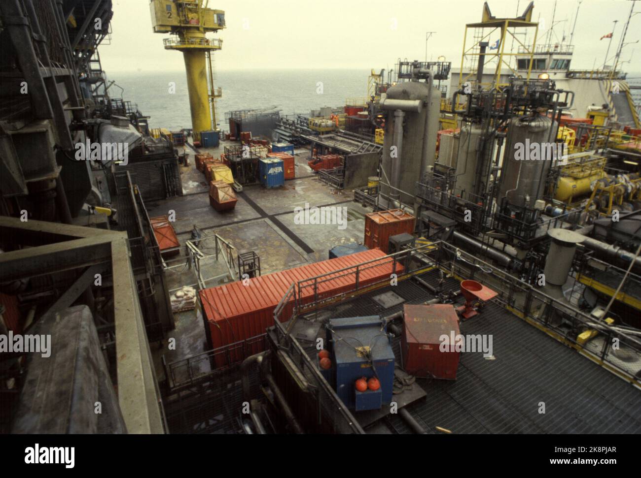 Knut odras ntb ntb overview exterior oil platforms hi-res stock ...