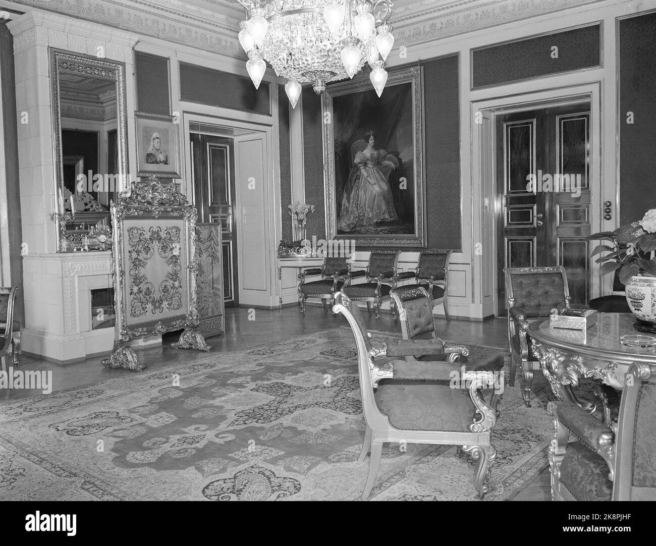 19530429 hi-res stock photography and images - Alamy