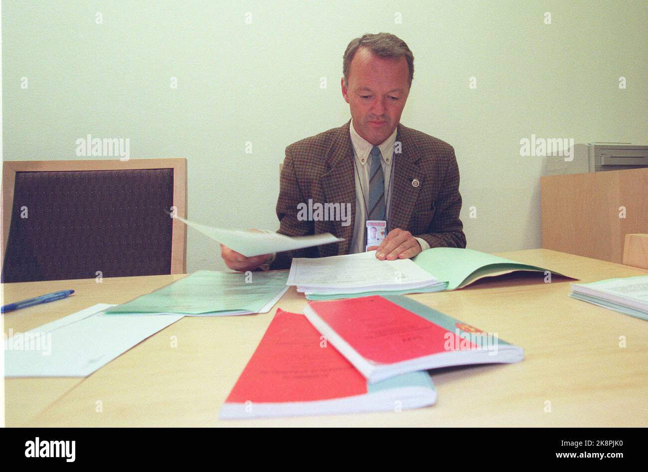 Oslo. Prosecutor Sven T. Røer asked for 12 weeks' custody for a 20 ...
