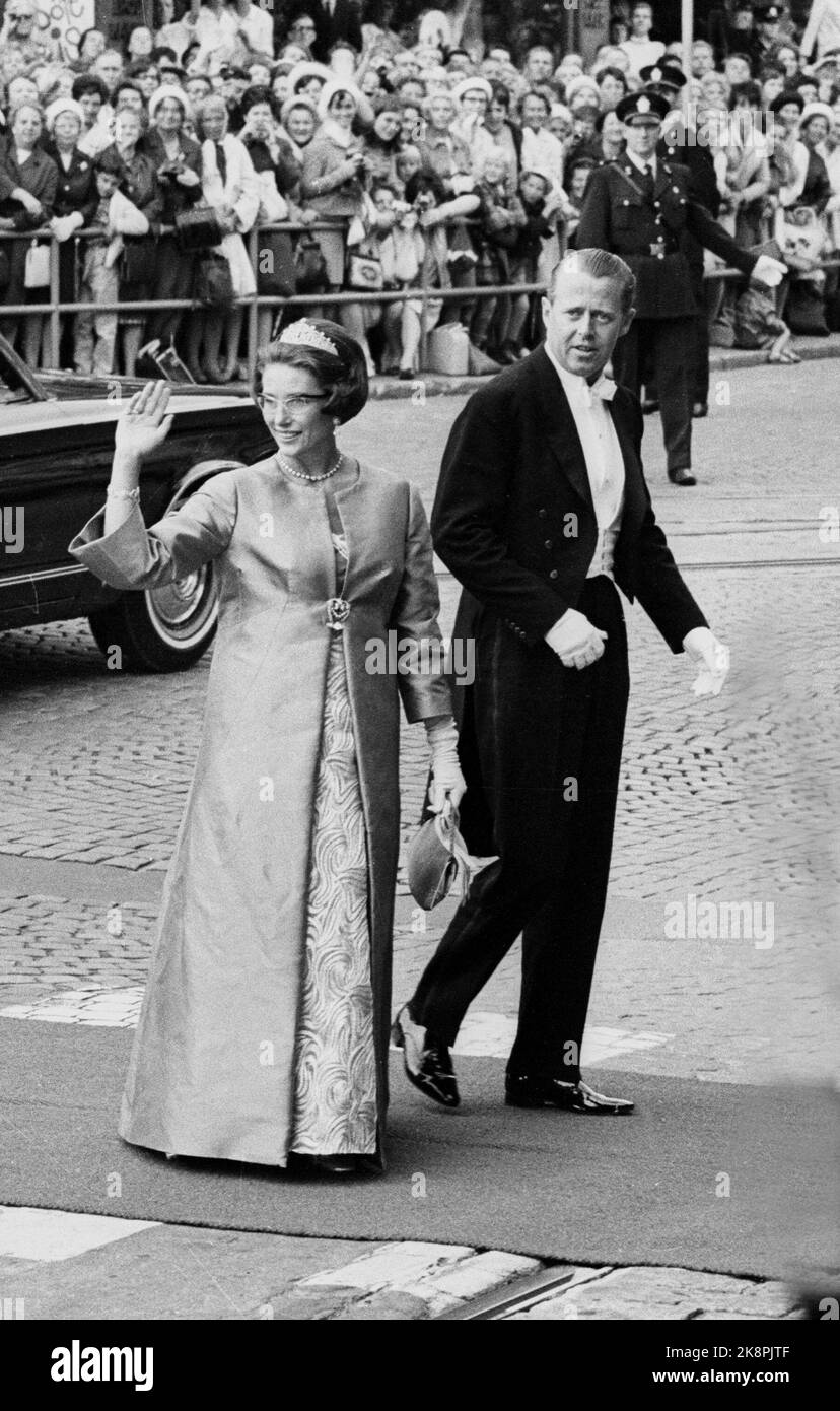 Oslo 19680829: Royal Norwegian Wedding. Crown Prince Harald marries ...