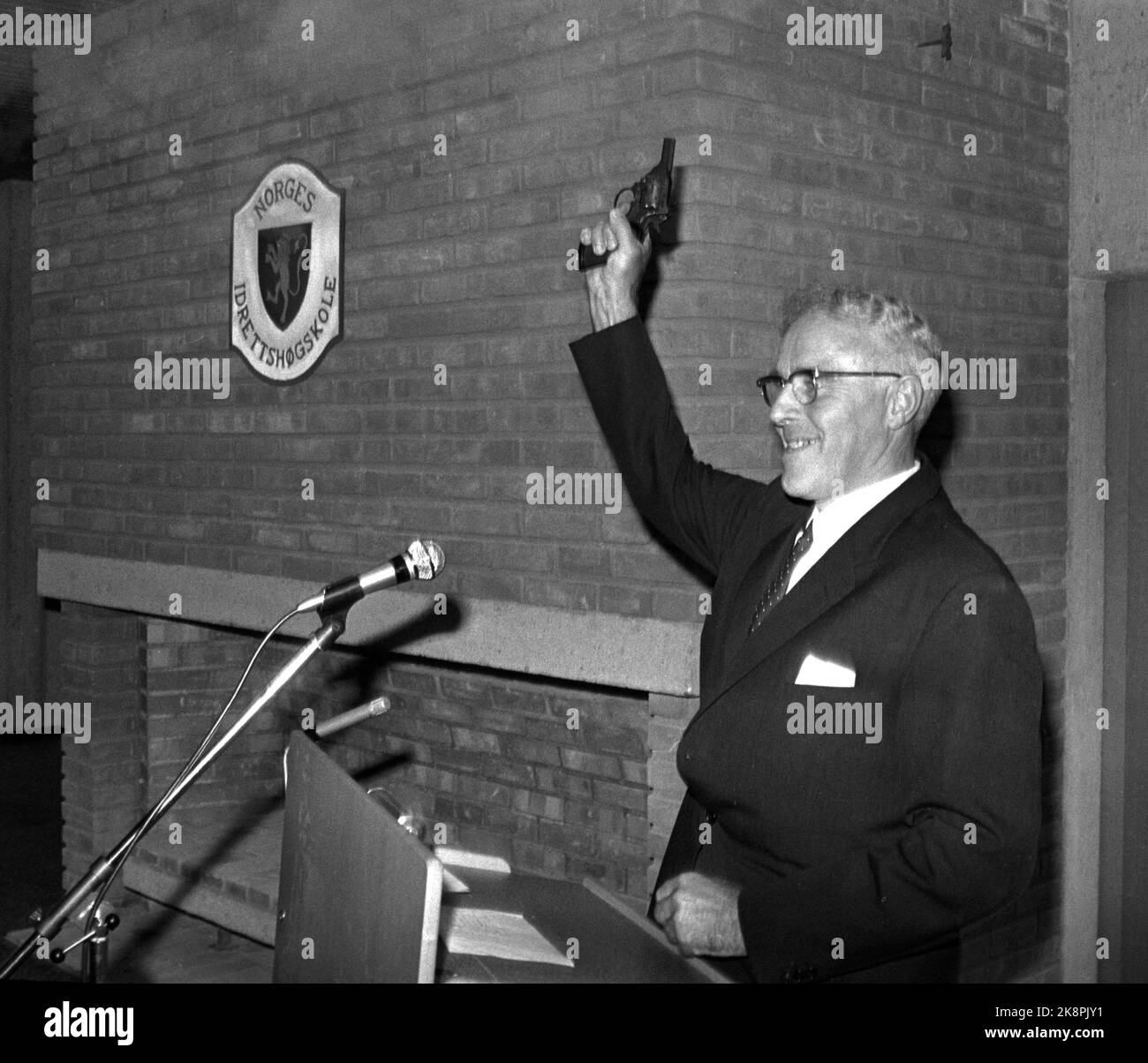 Oslo 19680812 The Norwegian School of Sport is opened by Prime Minister ... Oslo 19680812 The Norwegian School of Sport is opened by Prime Minister ...