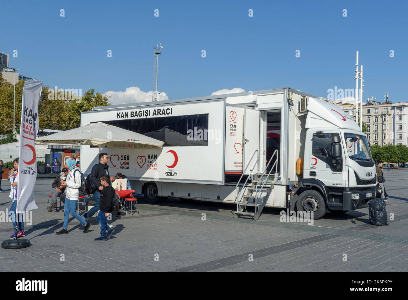 ISTANBUL, TURKEY - SEPTEMBER 24, 2022: Turkish Kizilay (Red Crescent ...