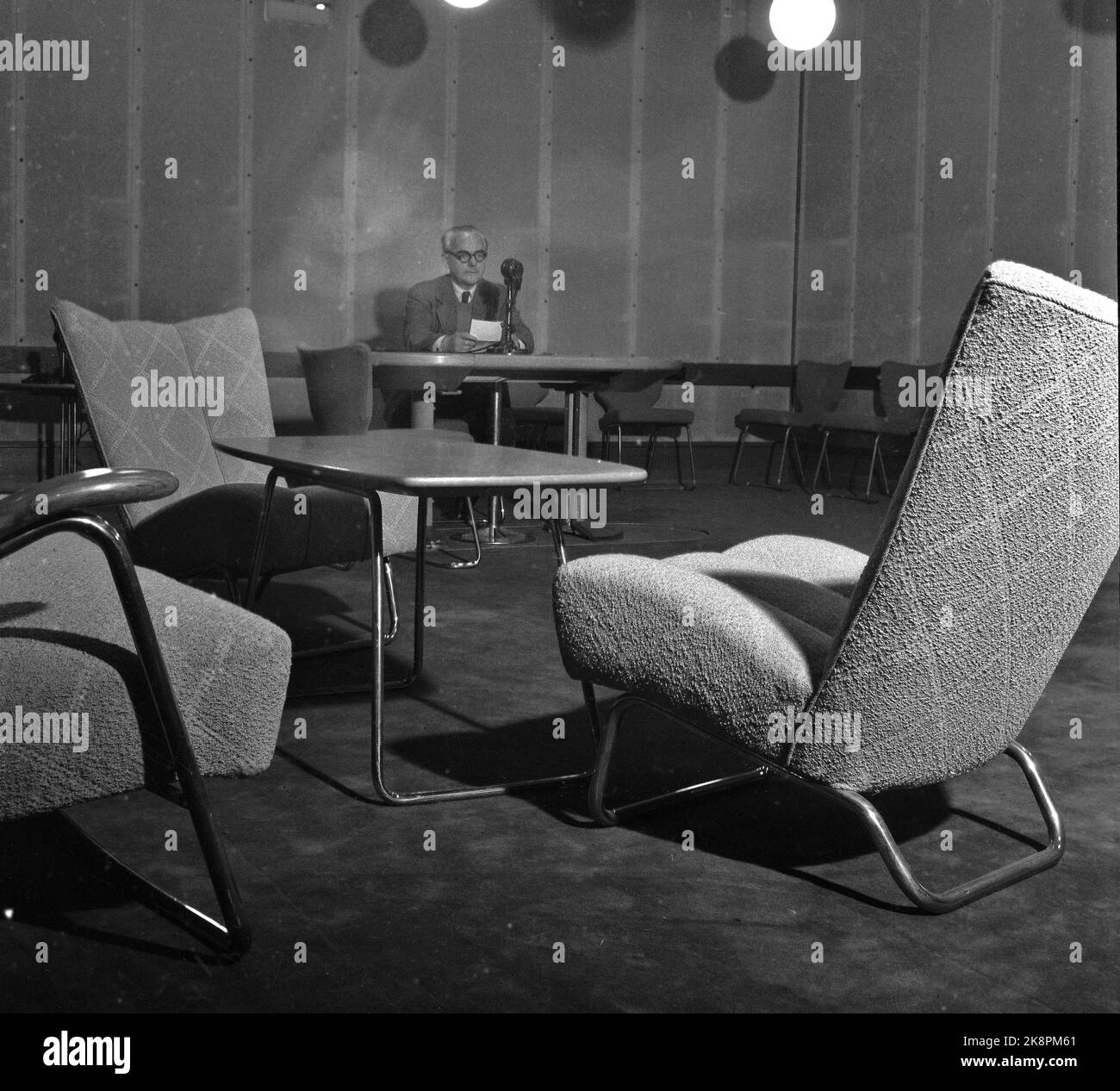 Oslo October 1945. "The voice from London" Toralv Øksnevad (1891-1975 ...