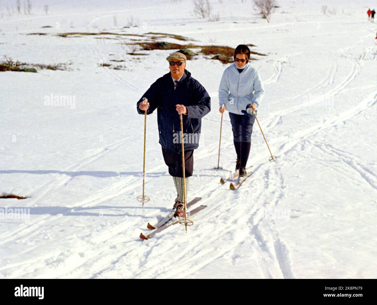 Ntb archive ntb the norwegian royal house skiing full figure hi-res ...