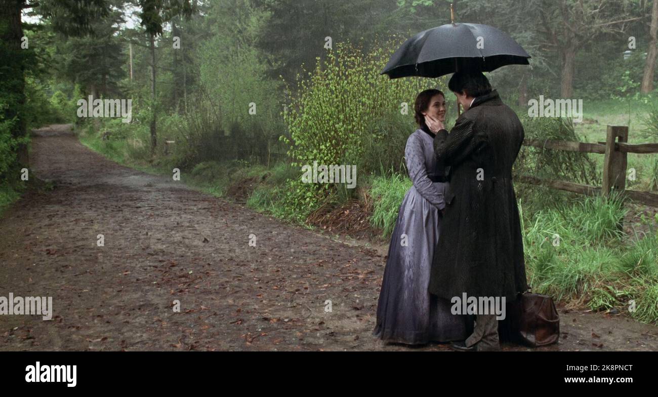 USA. Winona Ryder and Gabriel Byrne in a scene from the (C)Columbia ...