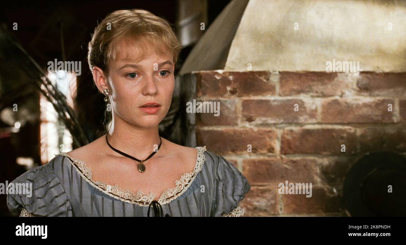 USA. Samantha Mathis in a scene from the (C)Columbia Pictures movie ...