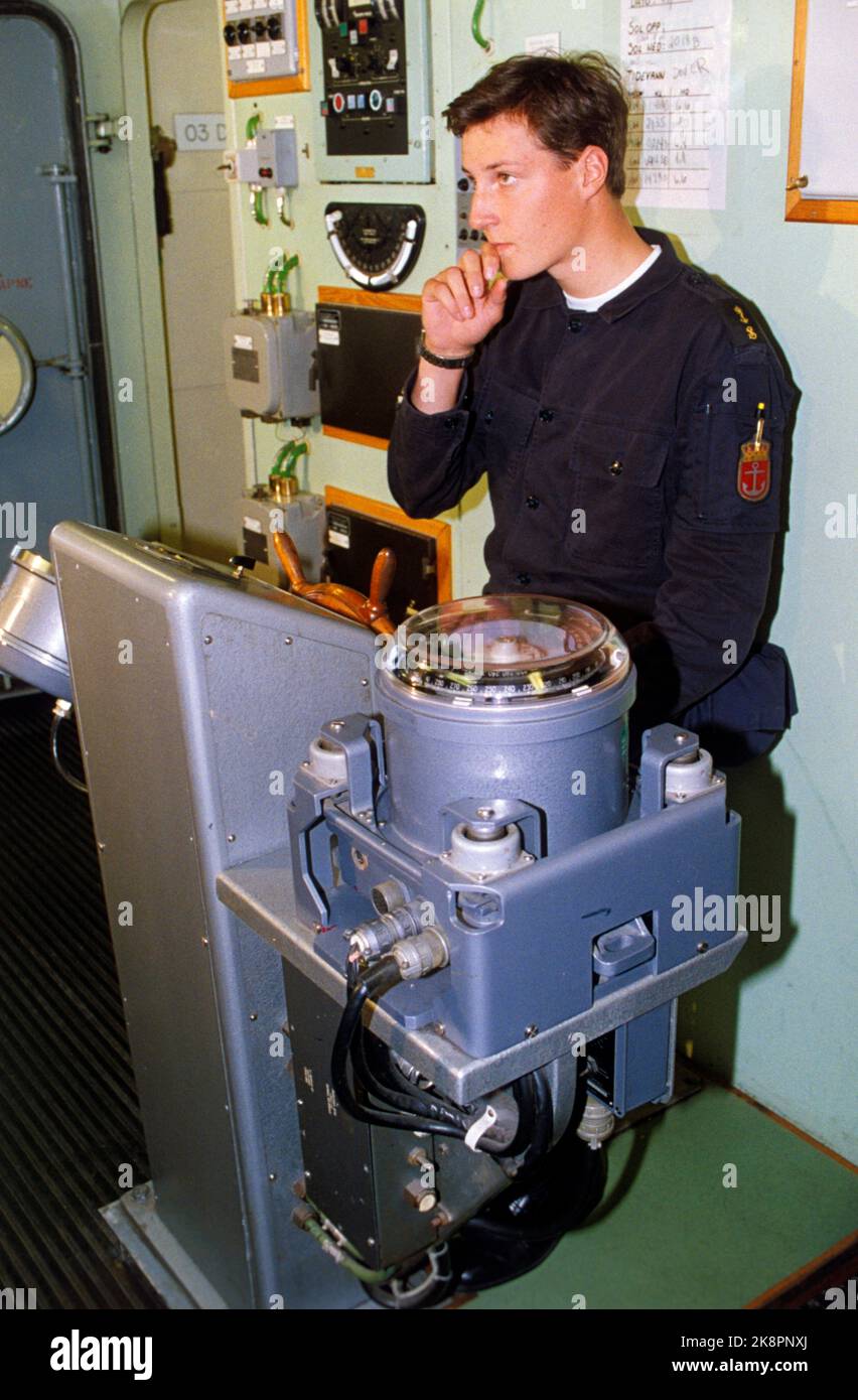 1992 crown prince haakon aboard the navy vessel knm hi-res stock ...