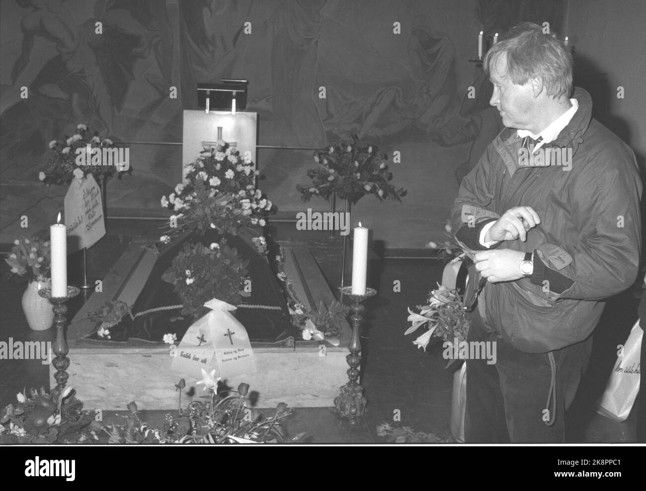 19890104 Black and White Stock Photos & Images - Alamy