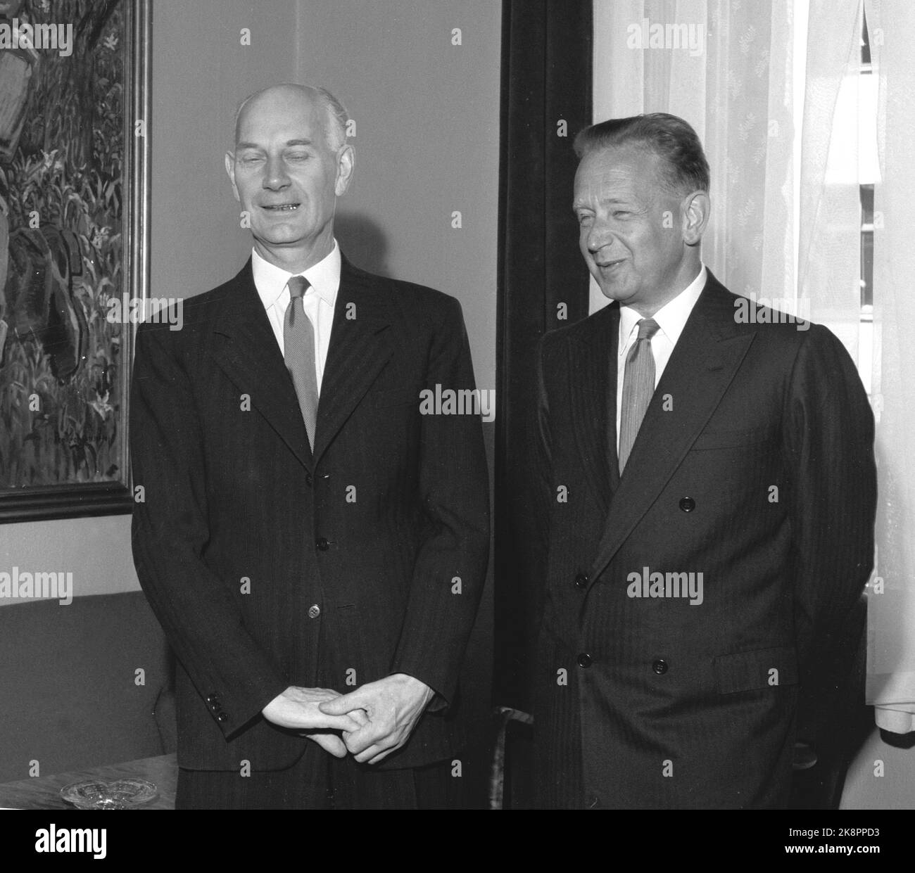 Oslo 19580614. UN Secretary General Dag Hammarskjøld is on its first ...