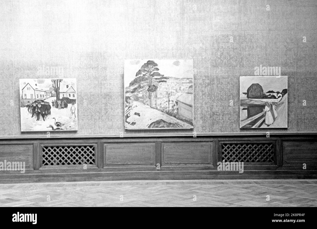 Oslo 19450709. Munch exhibition at the National Gallery. Edvard Munch's ...