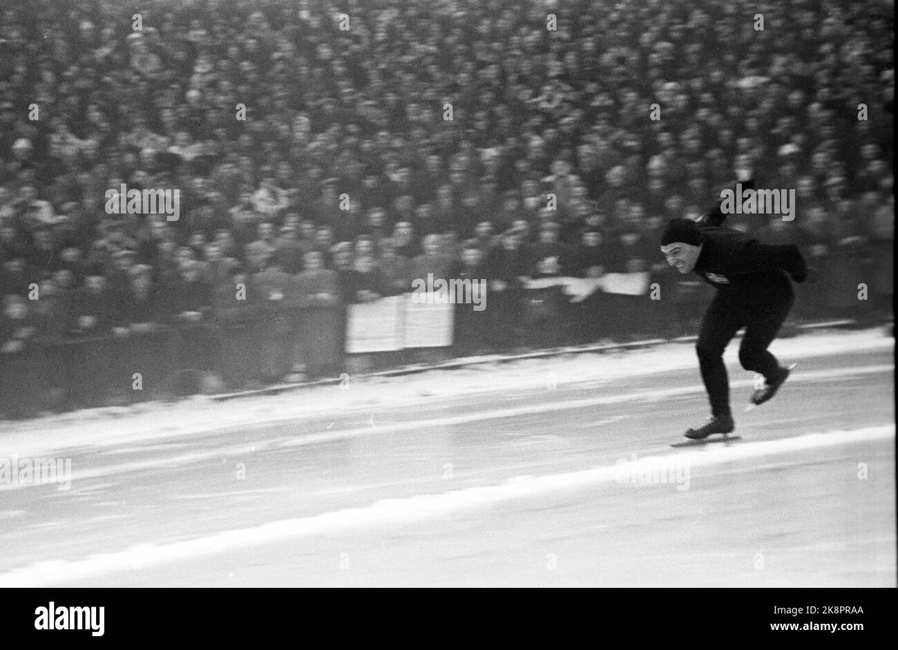 Ntb ntb spectators skate action hi-res stock photography and images - Alamy