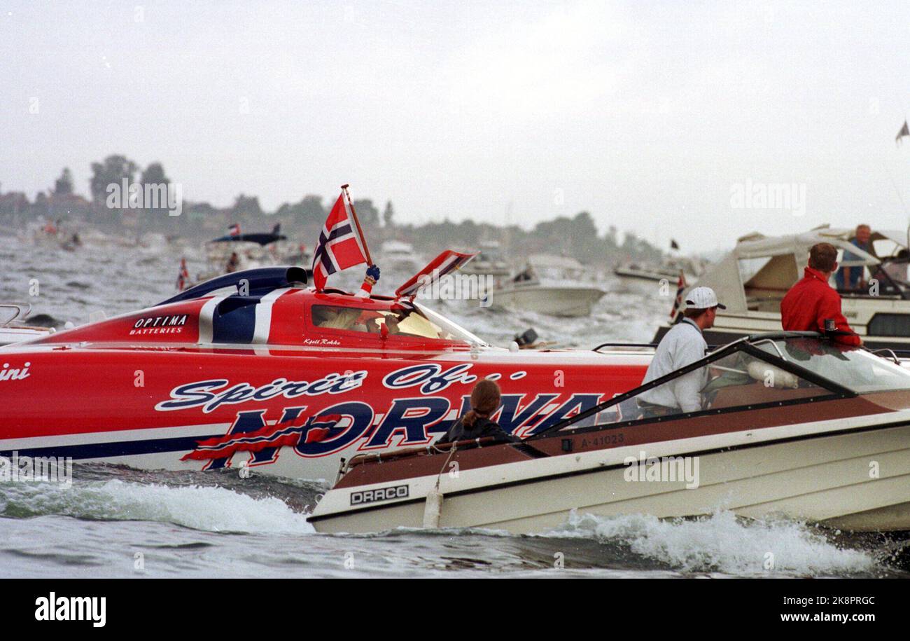 Cornelius poppe happiness boat action flag hi-res stock photography and ...
