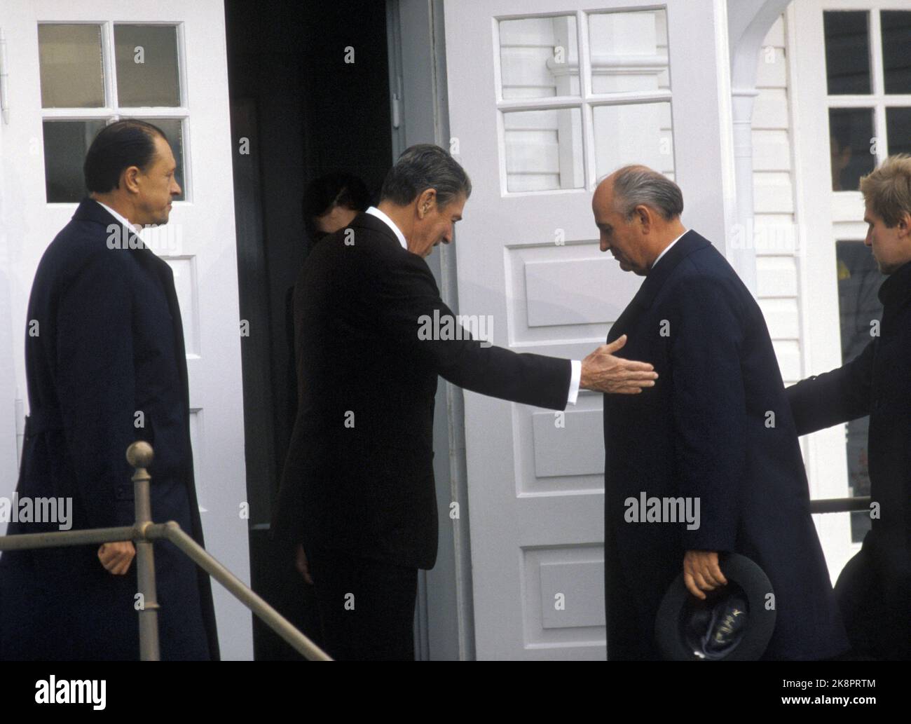 Usa t v and secretary general mikhail gorbachev hi-res stock ...