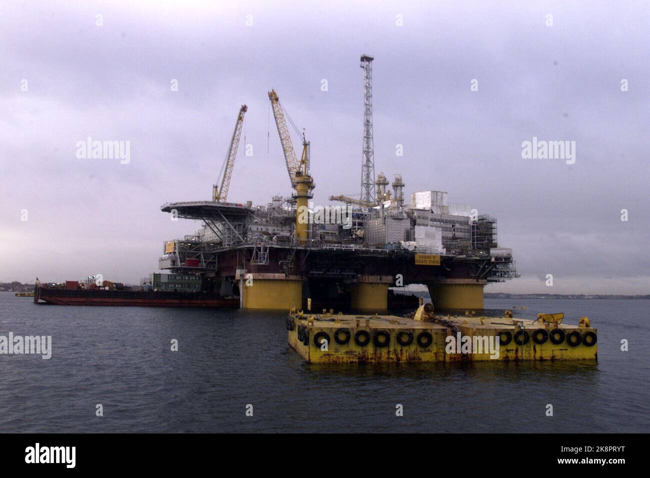 Stavanger 19991027: The development of Statoil's Åsgard B, the world's ...