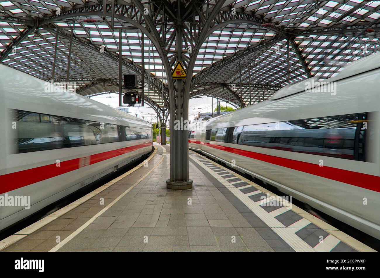 The two moving ICE trains, Inter City Express, at the central train ...