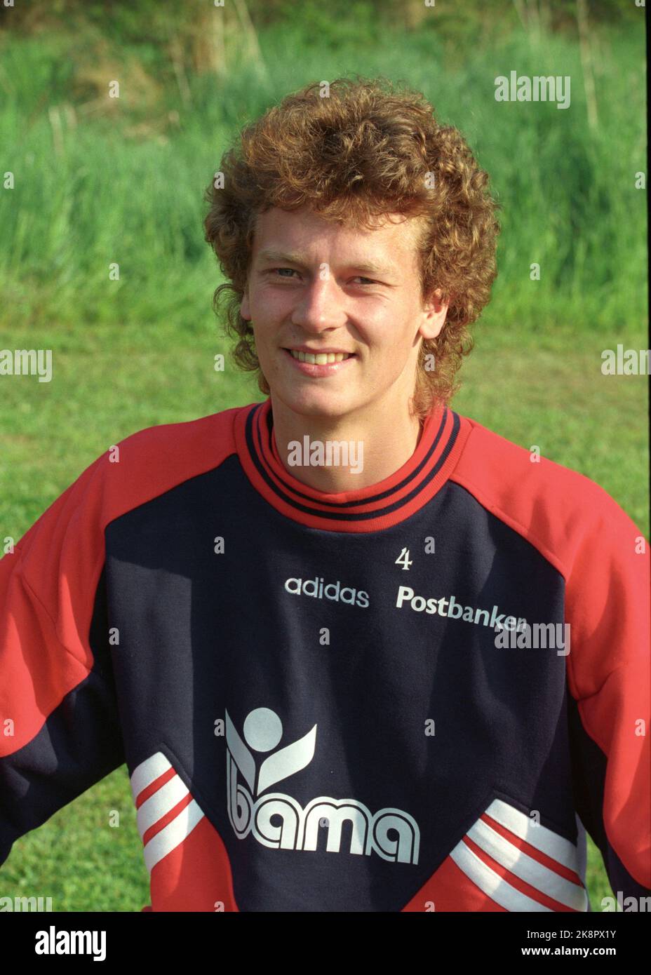 Oslo 19940602 footballer dan eggen smiling portrait photo hi-res stock ...