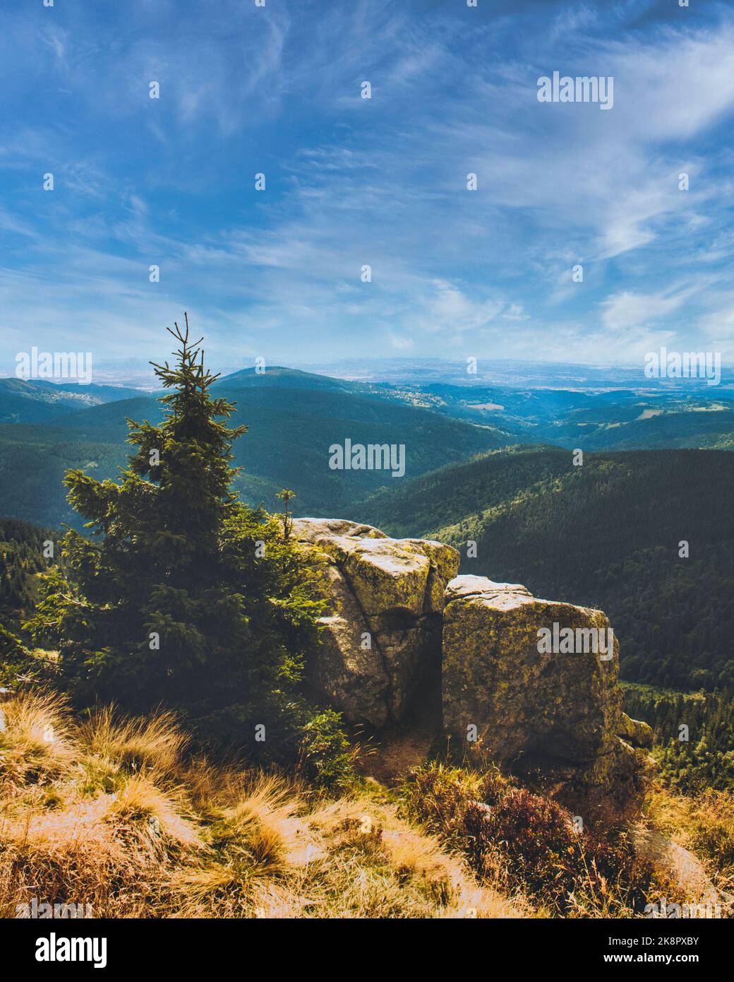 Vertical shot beautiful nature mountains hi-res stock photography and ...
