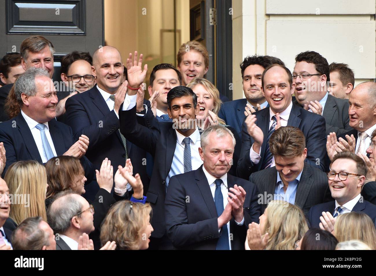 London, England, UK. 24th Oct, 2022. RISHI SUNAK arrives at the ...
