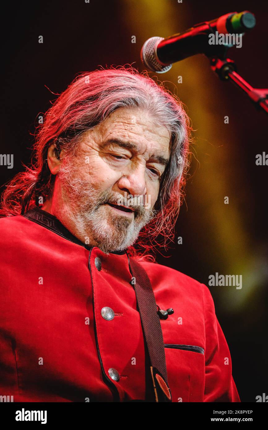 Giampiero anelli singer hi-res stock photography and images - Alamy