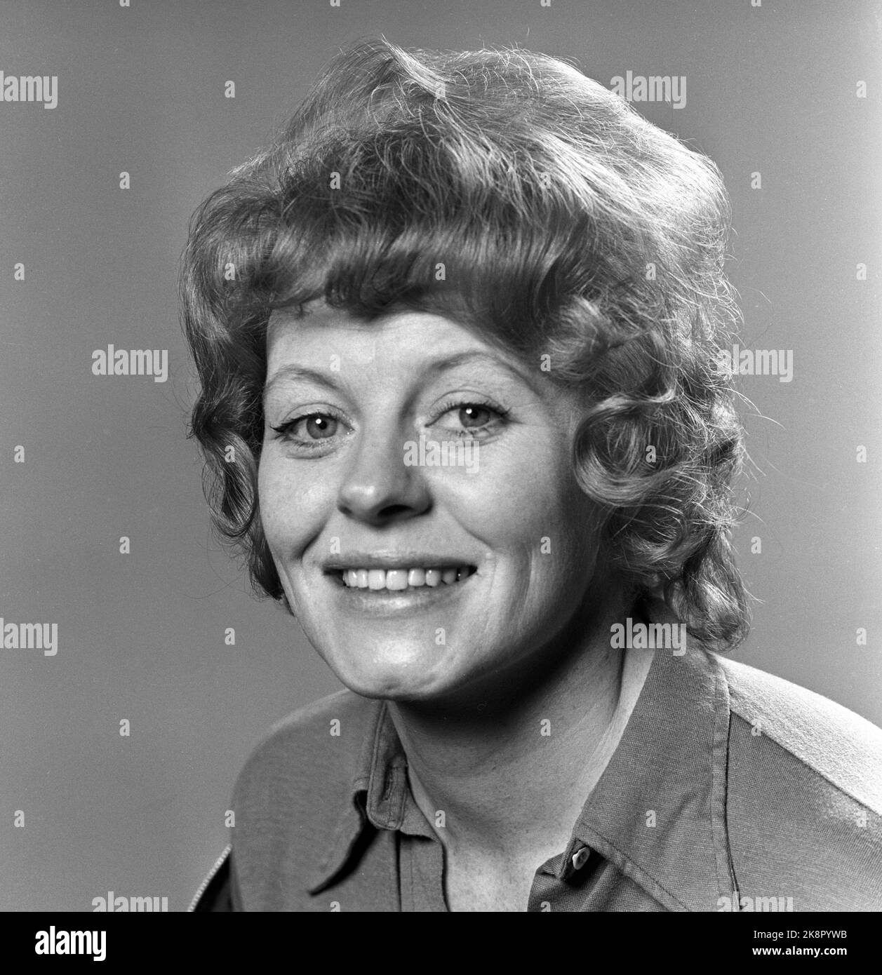 Oslo 1971 actor kari simonsen photo hi-res stock photography and images - Alamy