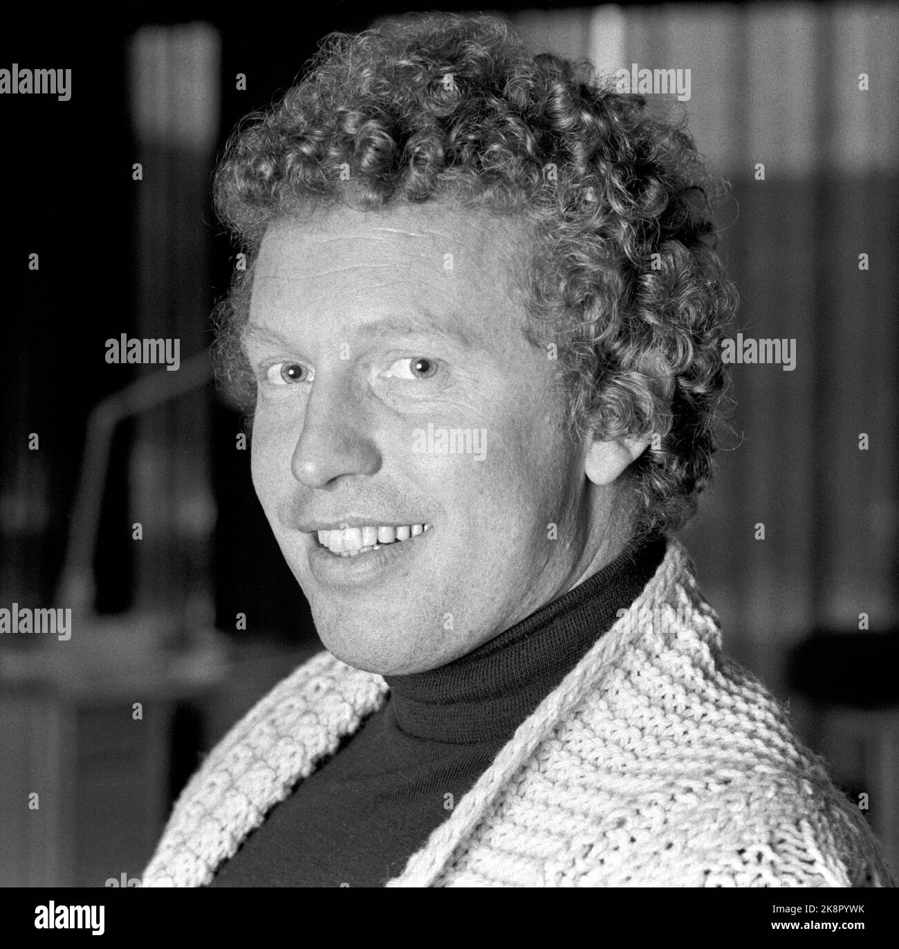 Journalist nrk hi-res stock photography and images - Alamy