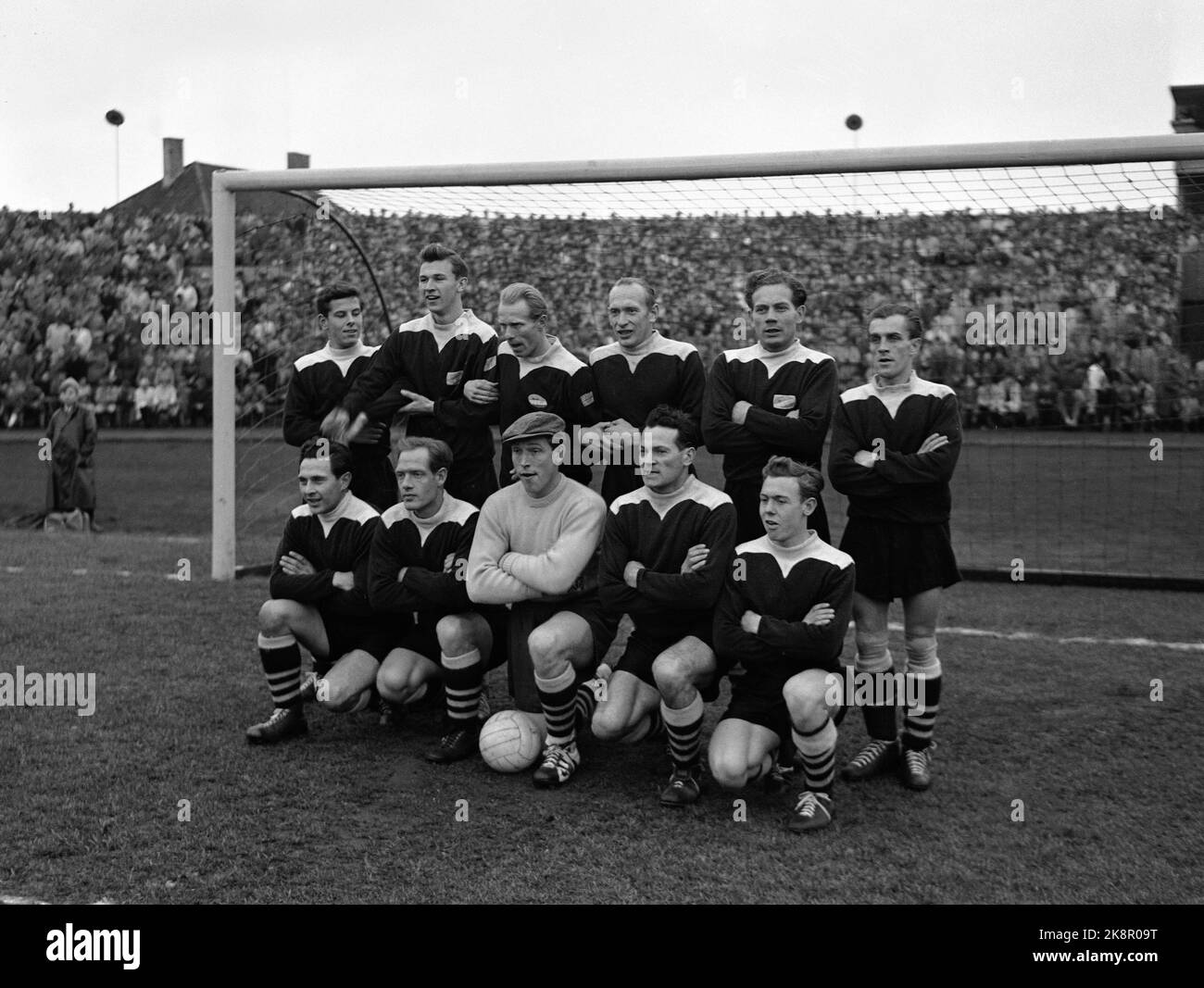 19521026 hi-res stock photography and images - Alamy