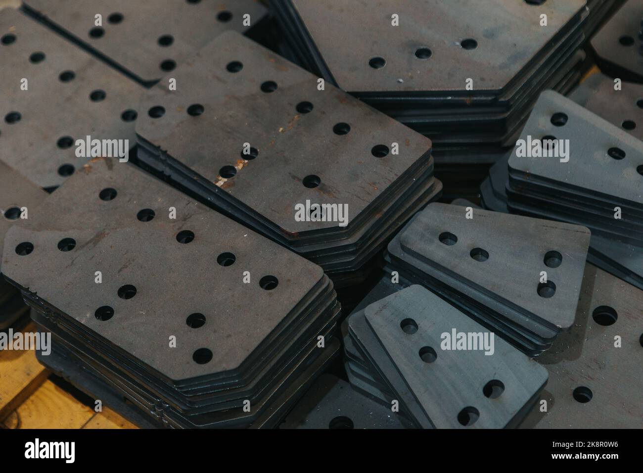 Connecting plate hi-res stock photography and images - Alamy