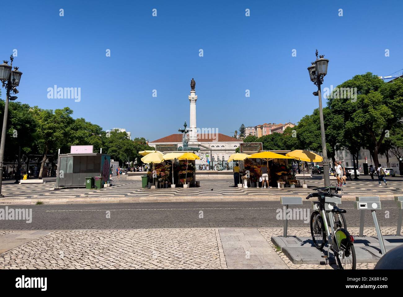 Public square kiosks hi-res stock photography and images - Alamy