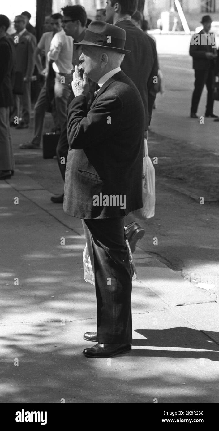 Oslo June 28, 1969. Karl Johansgate in Oslo on a hot summer day. Here's ...