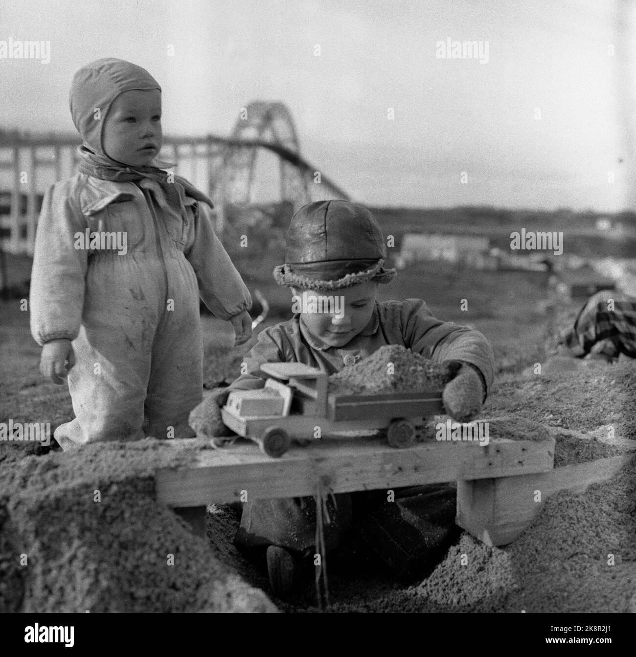 Karmøy 19551022 The opening of the Karmsund Bridge. The bridge that ...