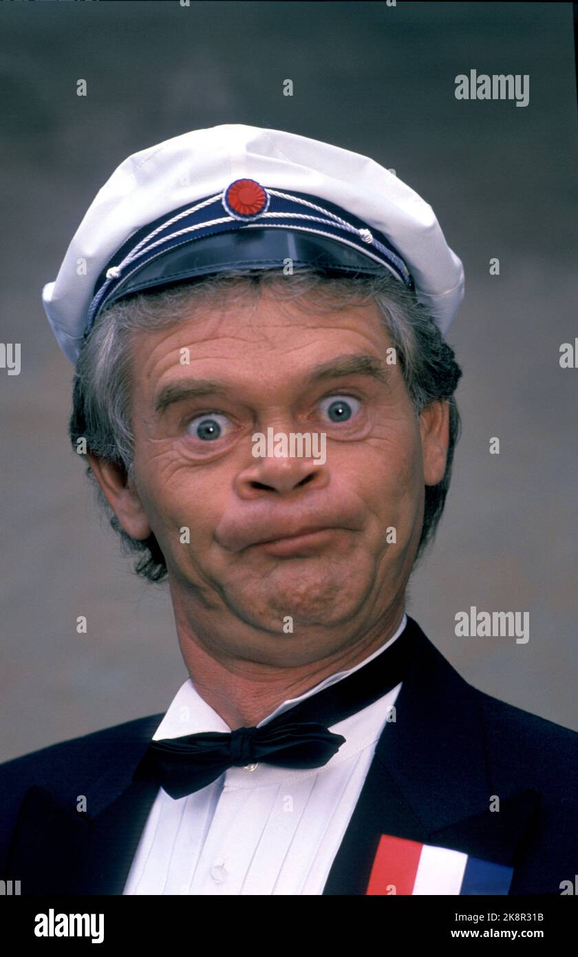 Oslo 1990 - from performance with Dizzie Tunes. Yngvar Numme with ...