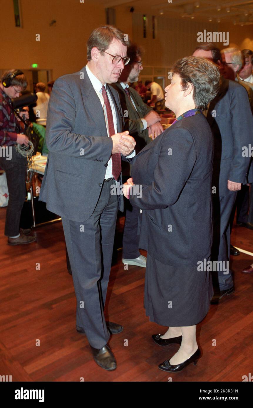Oslo 19921106: Denmark Prime Minister Poul Nyrup Rasmussen in ...