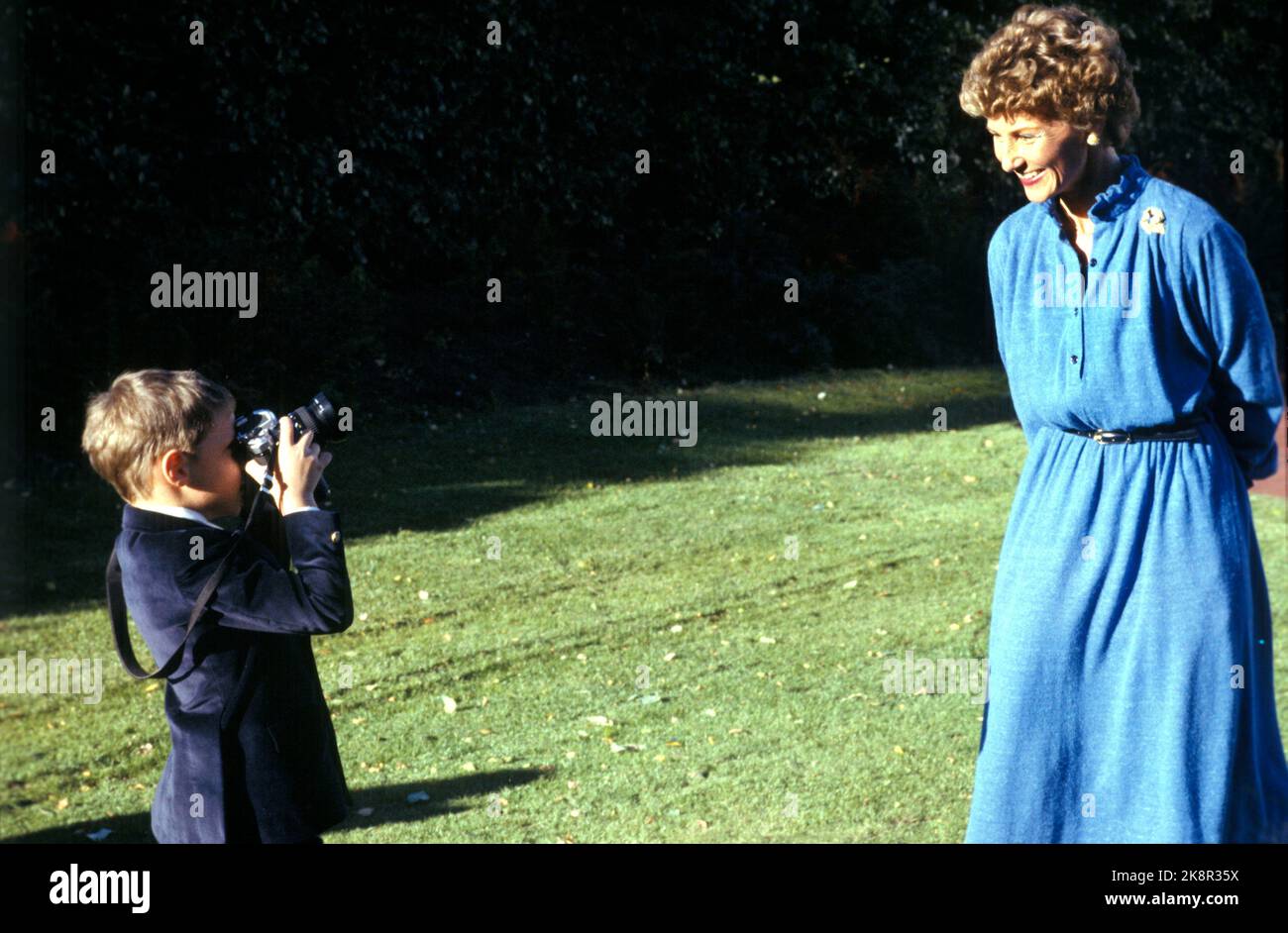 Asker 197909: The Crown Prince family at Skaugum, September 1979. The ...